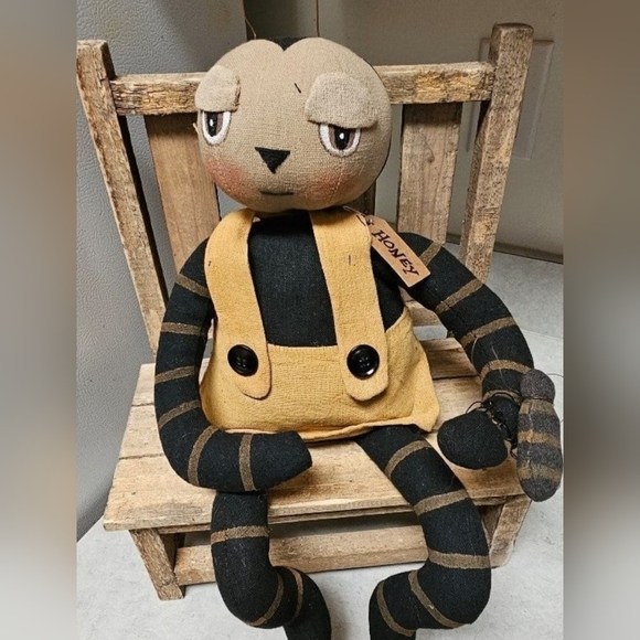 CWI | Accents | Primitive Honey Bee Doll | Poshmark